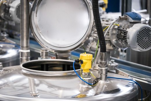 Measurement technology for ink dispensing – precise level and pressure ...