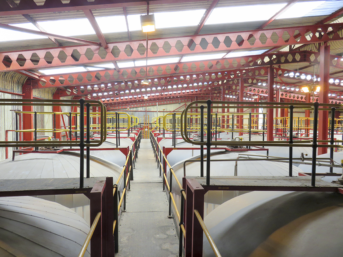 Level measurement in the storage tanks of a South African brewery. | VEGA